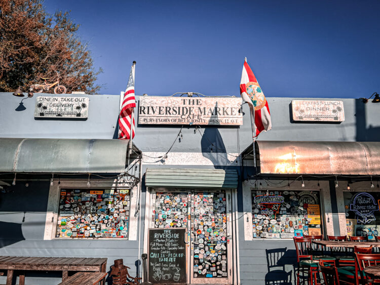 Riverside Market & Cafe (Review) | ViewFromALove